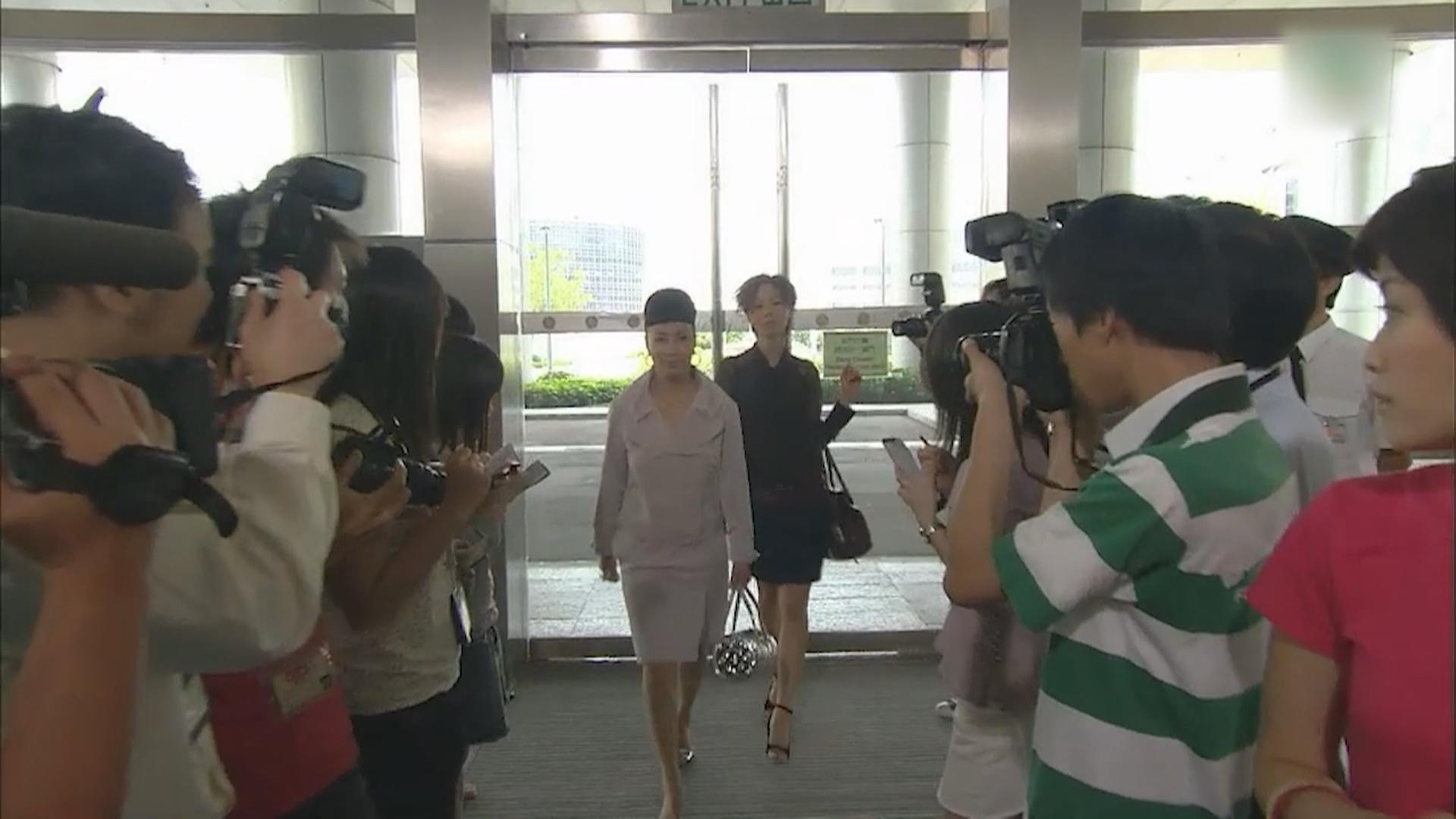 TVB大十寶藏｜汪明荃佘詩曼鮑起靜各展霸氣 呈現不同年代職場女王氣勢 - 東張+